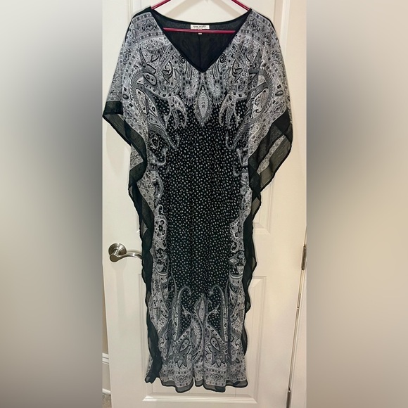 Speed Control | Dresses | Speed Control Maxi Dress Black And White ...